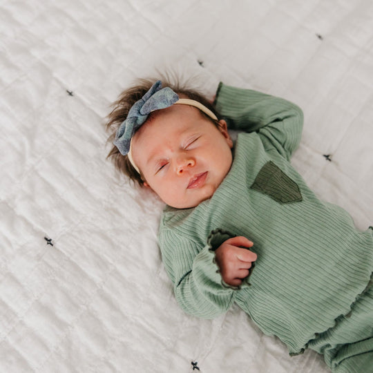 Classic Baby Bow - Hunter – Copper Pearl