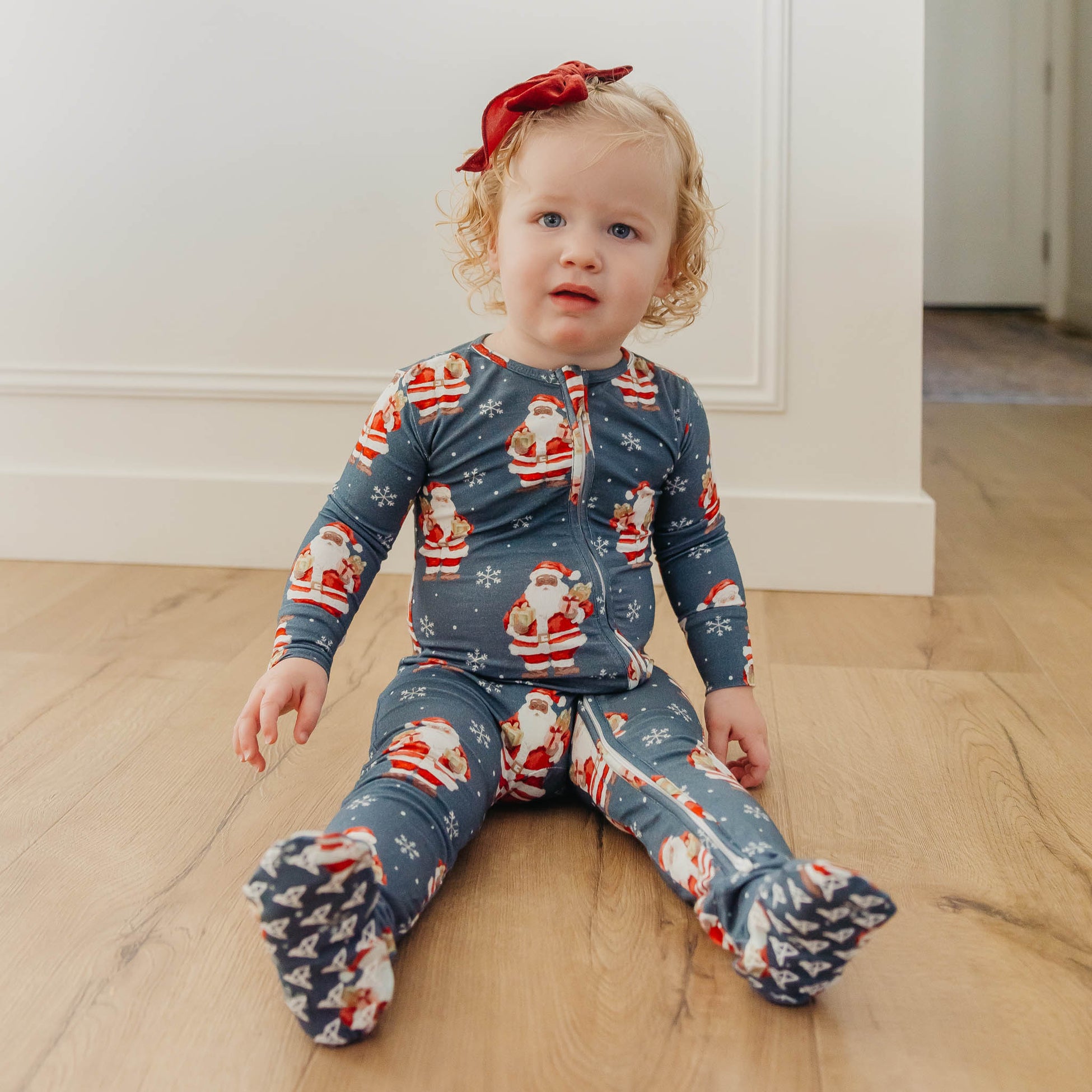 Bamboo Zip-Up Footie Pajama - Santa Claus – Copper Pearl