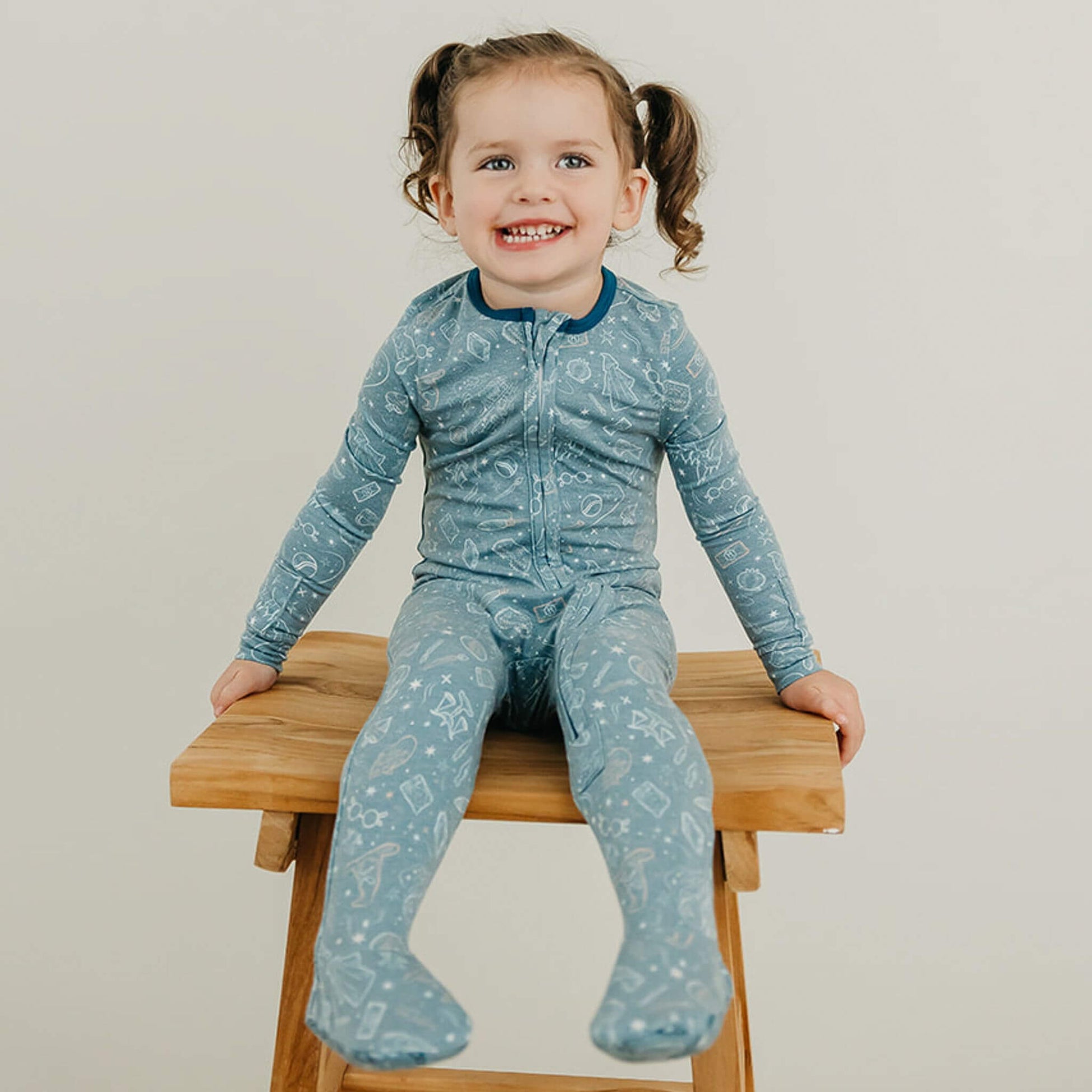 Zip-Up Footie Pajama - Hogwarts – Copper Pearl